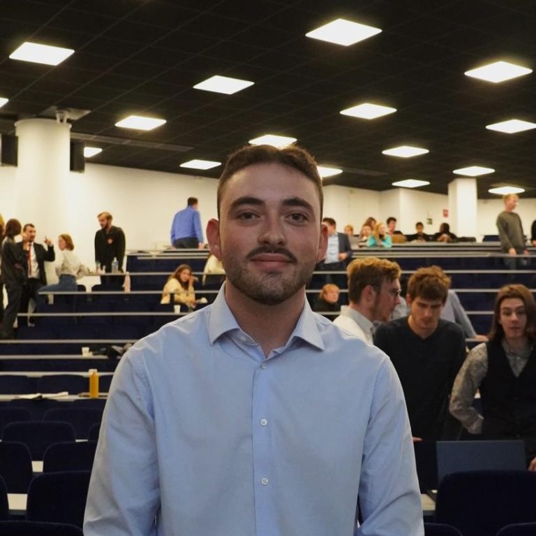 Notre Bureau – Parlement des Étudiants